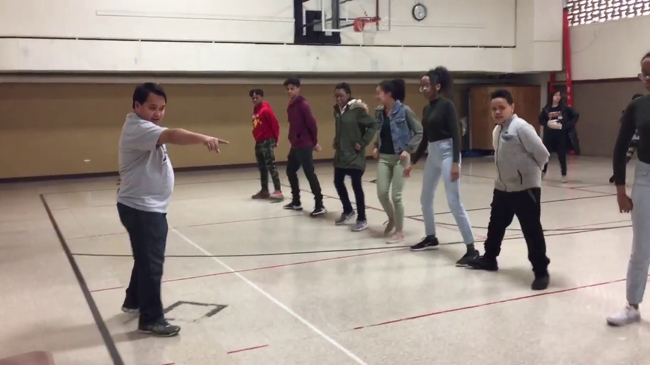 Tinikling Lesson 1/part 4 (Traditional Bamboo Dance) - YouTube