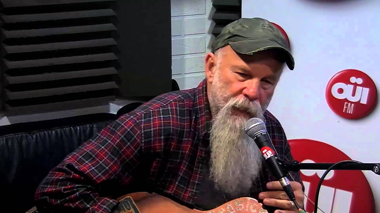 Seasick Steve - Summertime boy - Session Acoustique OÜI FM - YouTube