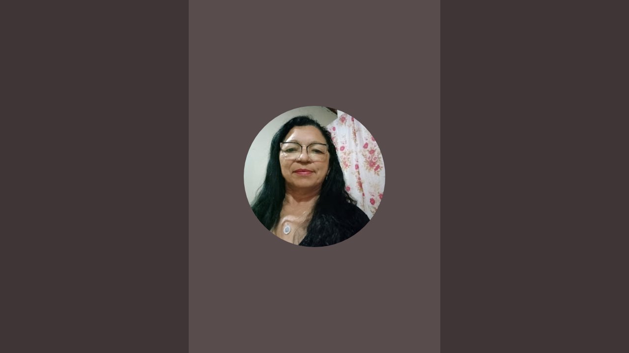 Celia Vlogs Oficial está ao vivo! - YouTube