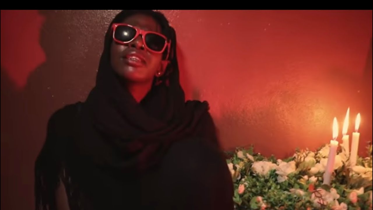 Vernyuy Tina - GEE REIGN (Official Video) - YouTube