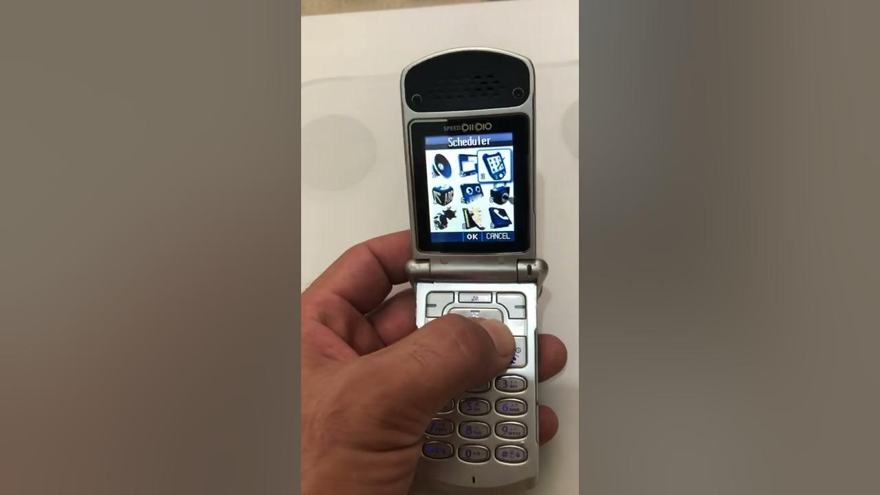 Motorola startac 2004 - YouTube