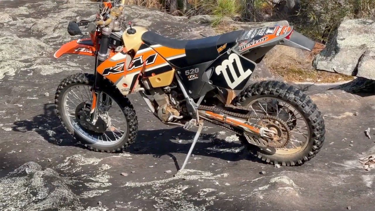 Attack The Dirt KTM EXC 520 Thumper - YouTube