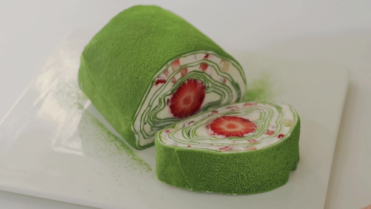 Strawberry Matcha Thousand Layer Roll | Soft, Creamy & Beautifully ...