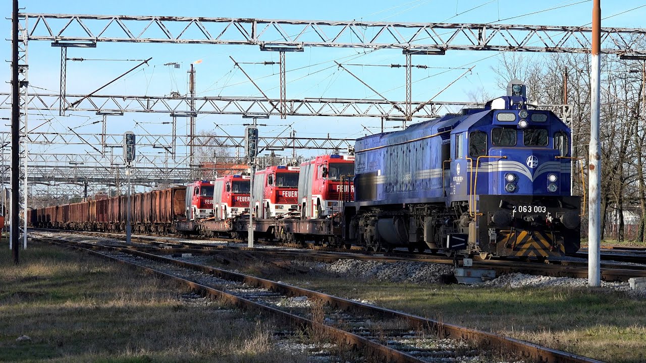 Fresh-looking 2063 003 (GT26CW-2) starts a train from station - YouTube