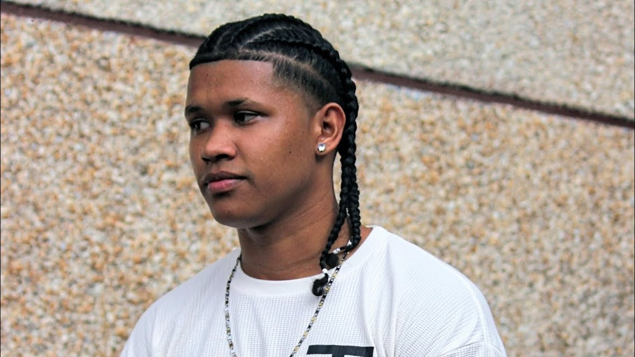 CHULO THE KING _ VUELVE (VÍDEO OFICIAL)🤴🏽 - YouTube