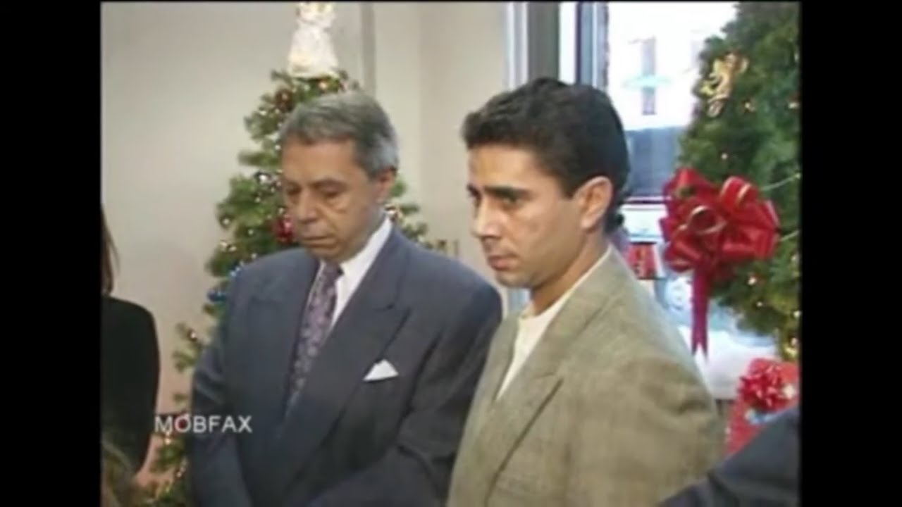 Skinny Joey Merlino’s Party For The Homeless in Philadelphia - YouTube