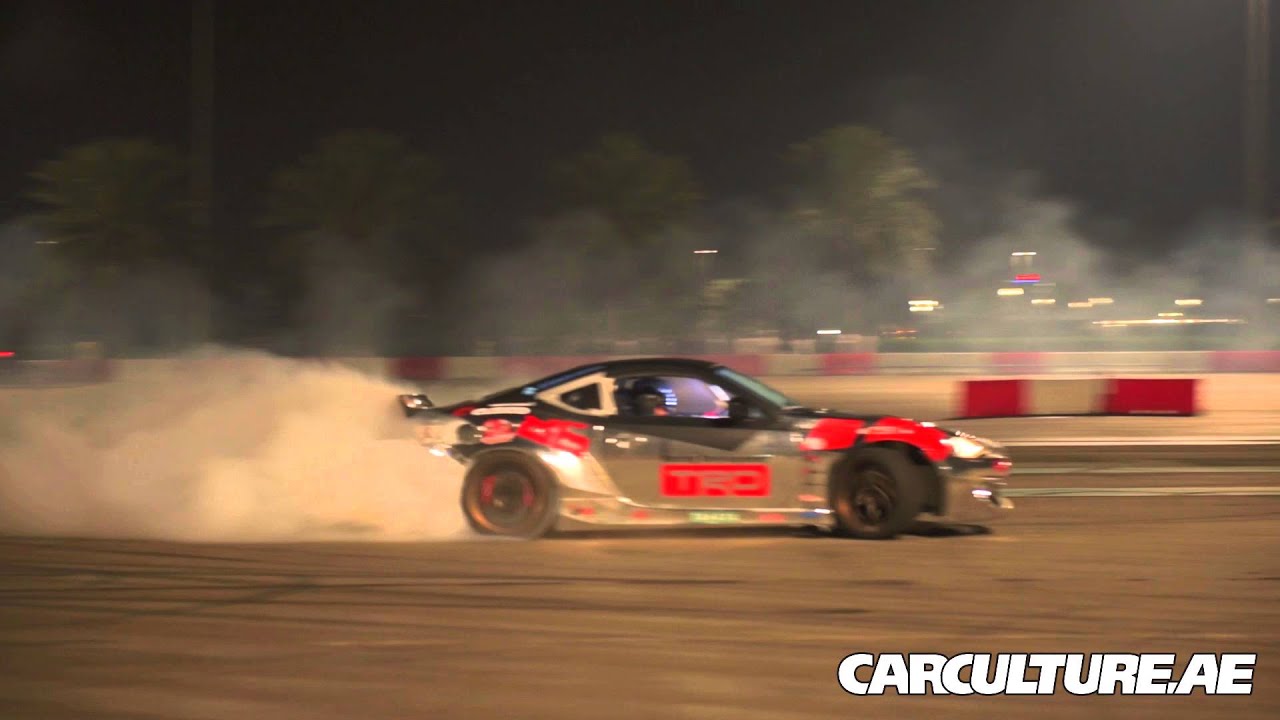 Ahmed Alameri's Toyota 86 @ Yas Drift Night - YouTube