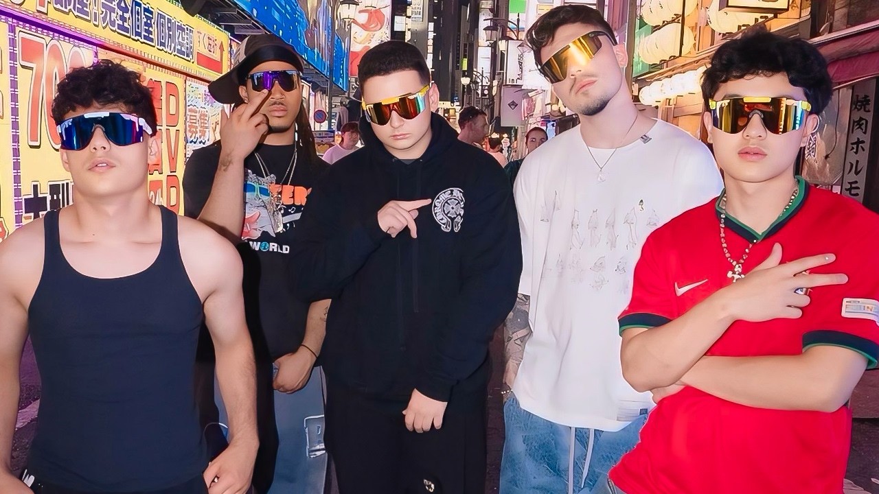 24 Hours In Japan With FaZe! - YouTube