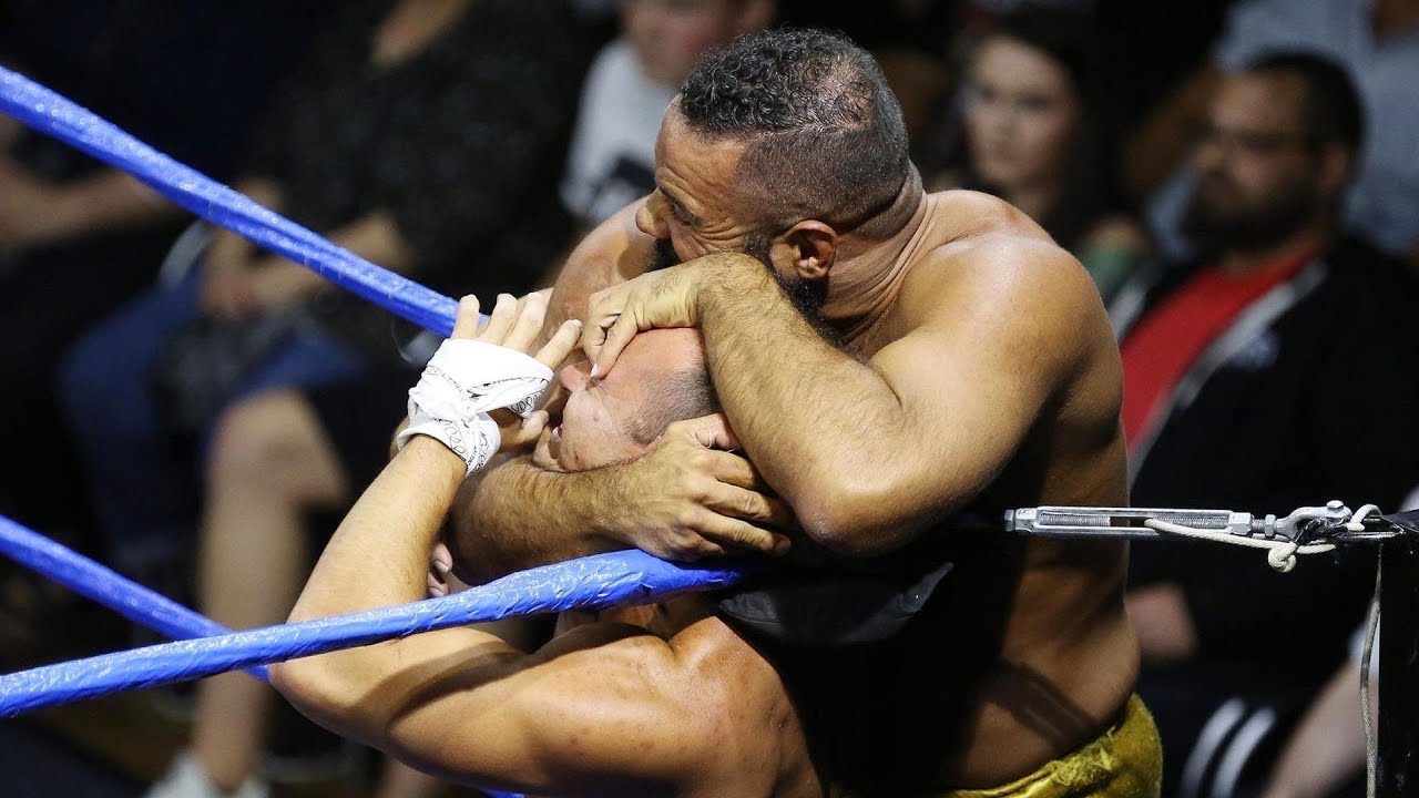 Wrestling Kassel: Kampf der Giganten in der Stadthalle - POW - YouTube