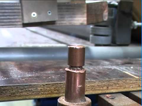 Puntlassen van aluminium ventilatiekleppen - YouTube