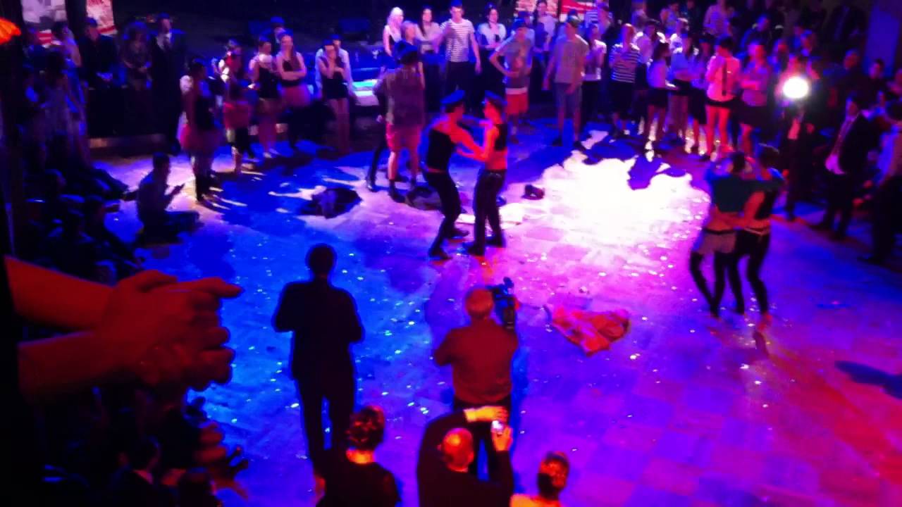 Maturák - Modrá ústřice - YouTube