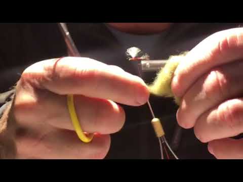 Parachute Sparkle Tail Baetis - YouTube