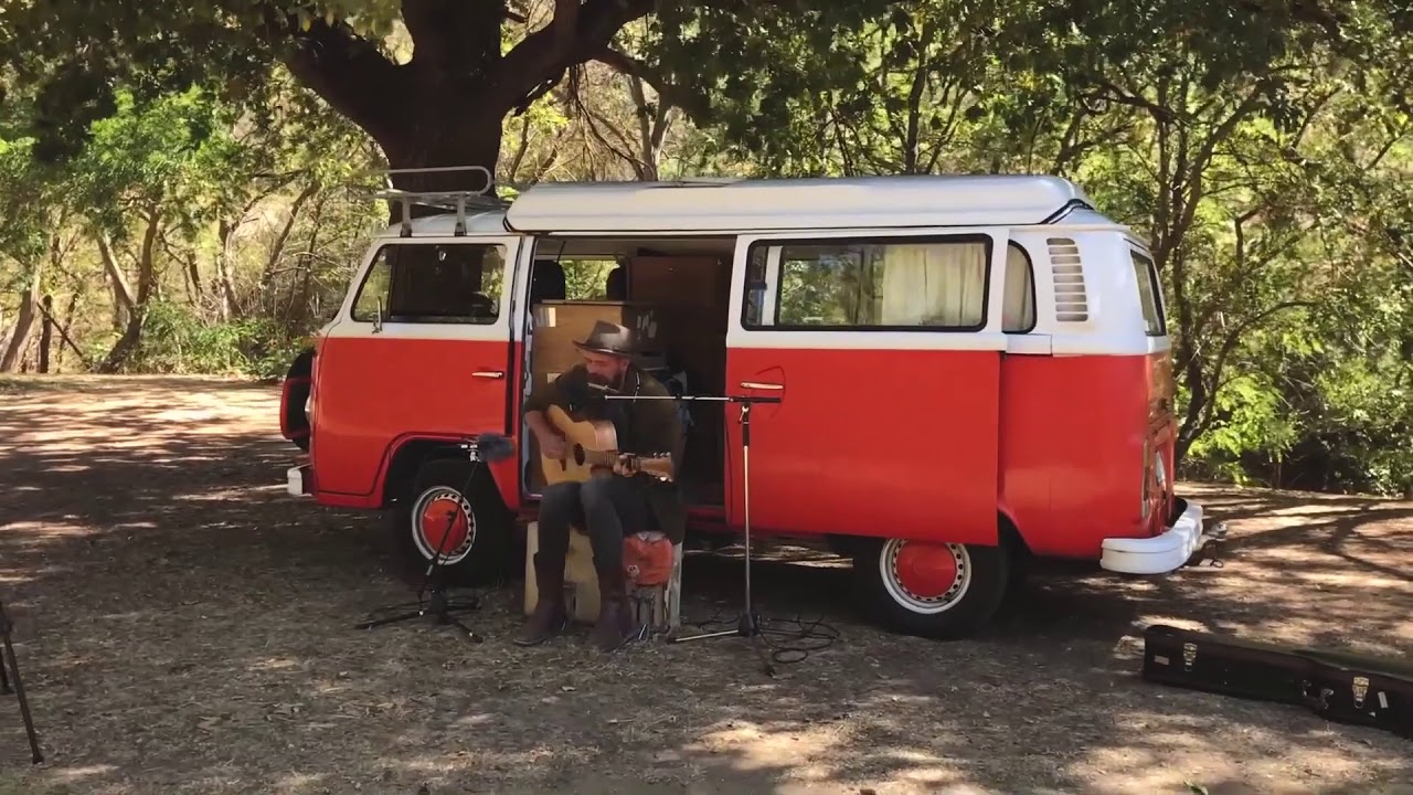 The Kombi Sessions feat. Jimmy Bay - The Devil - YouTube