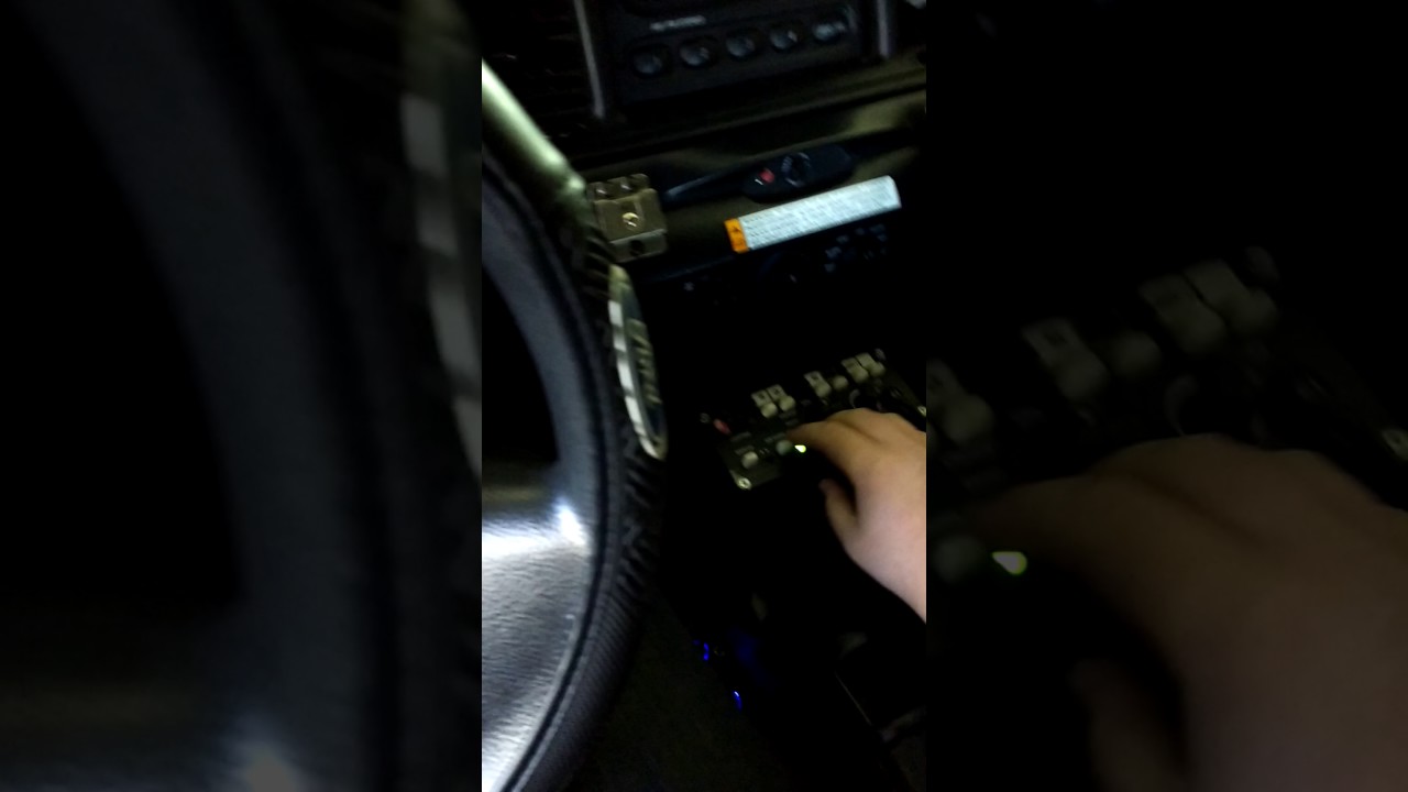 Code 3 Mastercom B siren tones - YouTube