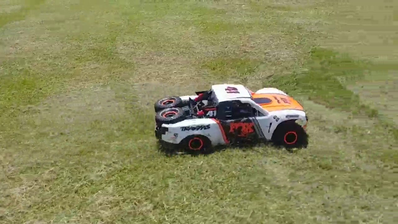 TRAXXAS UDR(Unlimited Desert Racer) | SHORT COURSE | 1/7 SCALE | OFF ...