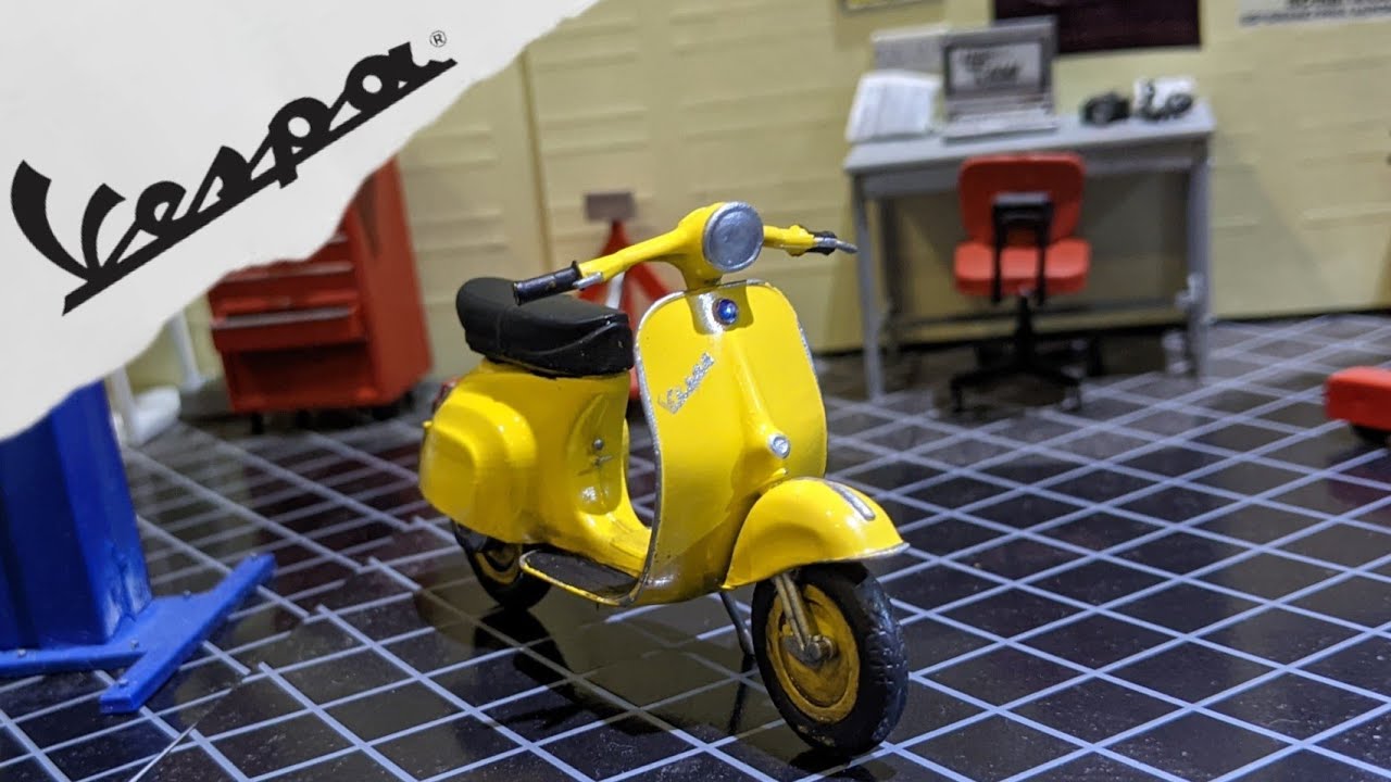 Piaggio Vespa Scooter - Hand painting a 3D printed model in 1/24 scale ...