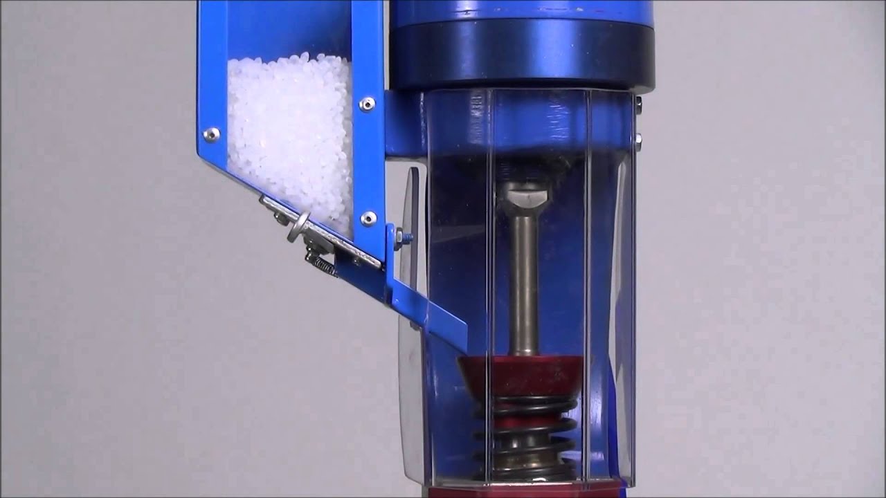 AB 200 Semi Automatic Tabletop Plastic Injector - YouTube