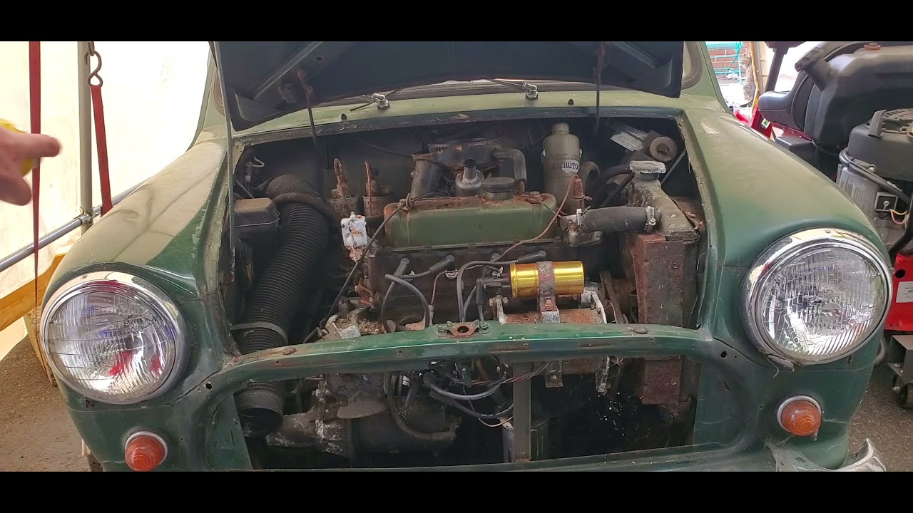 1968 Austin mini starting for the frist time in 12 years - YouTube