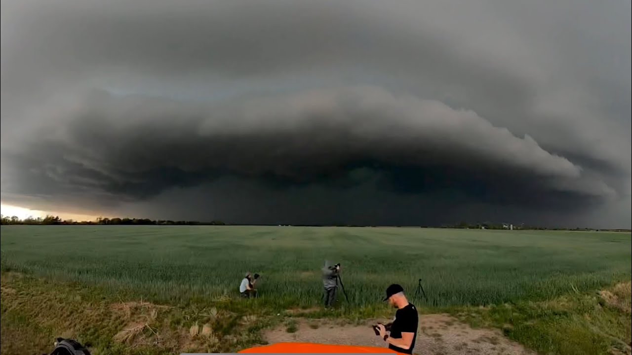 Monster Shelf Cloud Timelapse - YouTube