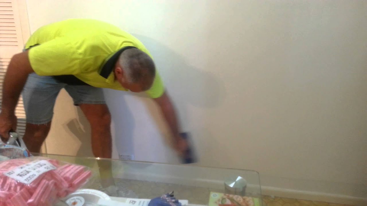 Interior wall cleaning demo - YouTube