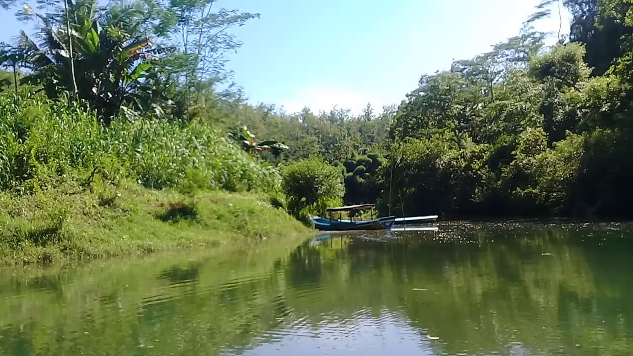 Santai di perahu - YouTube