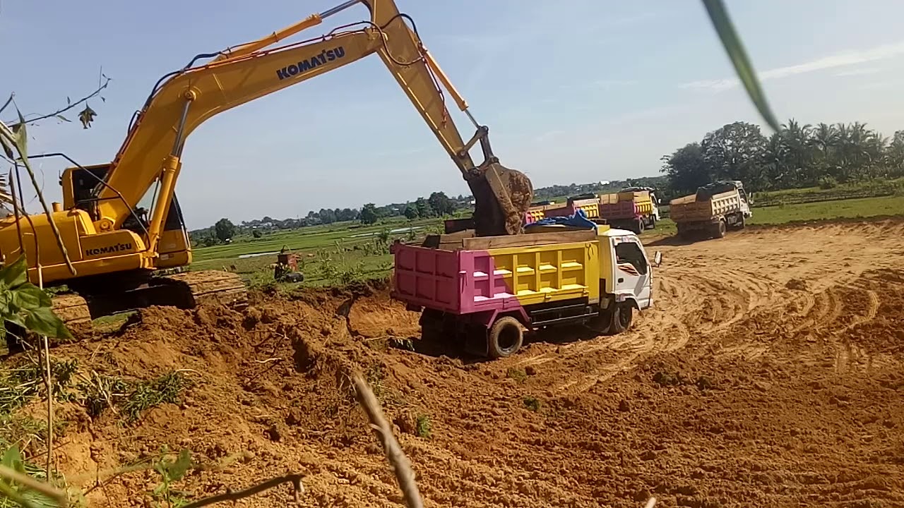 Excavator Komatsu - Alat Berat Canggih - YouTube