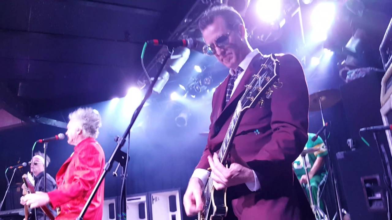 Flipp LIVE @The Red Carpet St. Cloud, MN. - YouTube