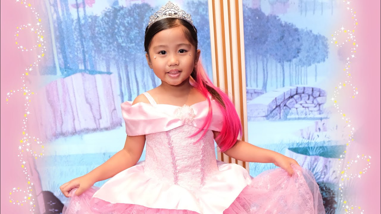 Hongkong Disney Land #bibbidibobbidi #princess #disneyland - YouTube