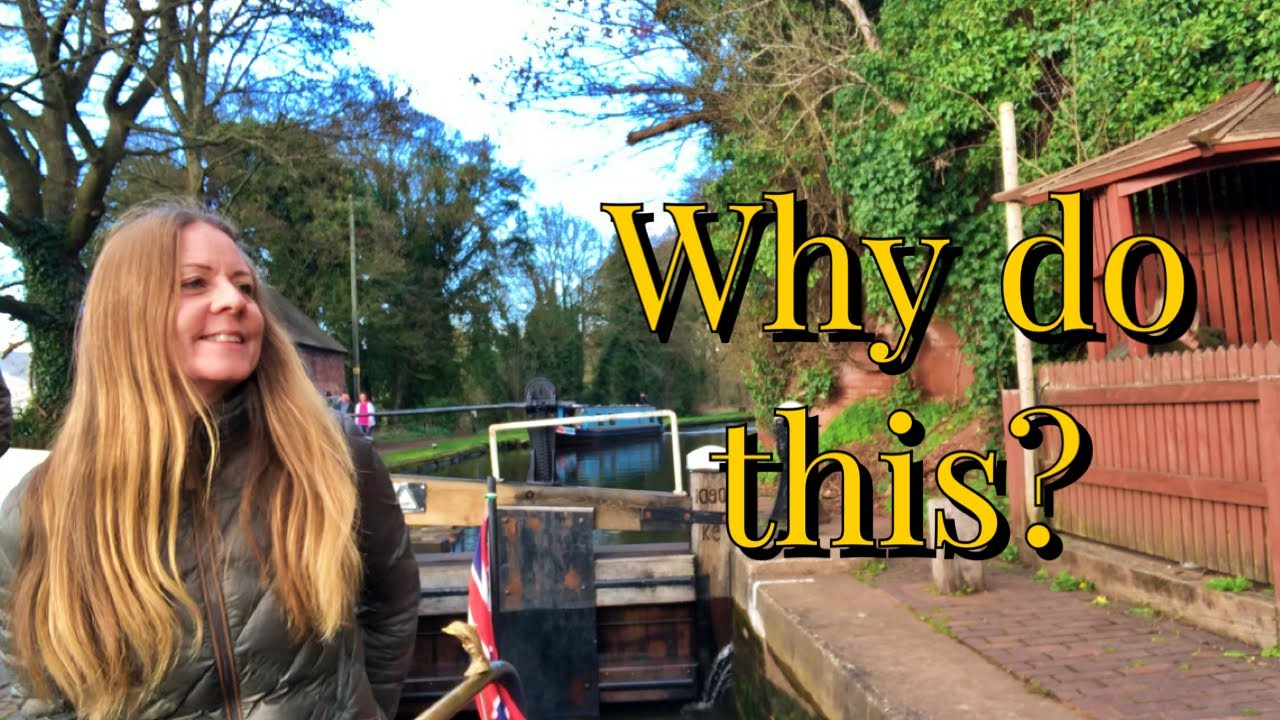 #143 The Things I Love About Narrowboating| Narrowboat Life - YouTube
