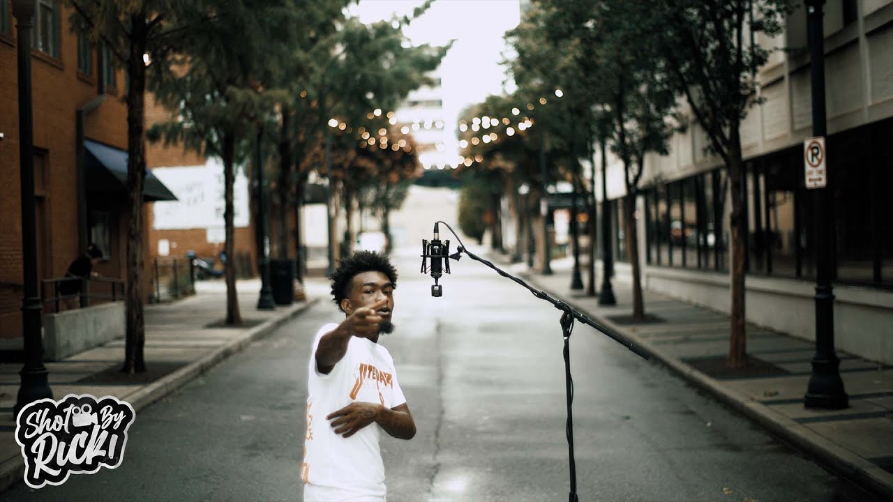 JetSoo - Movin Swift (Live Performance) @ShotByRicki - YouTube