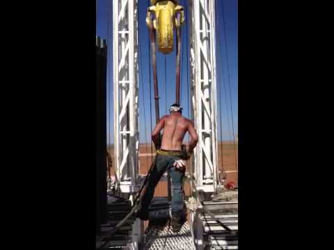 Derrickhand doing work - YouTube