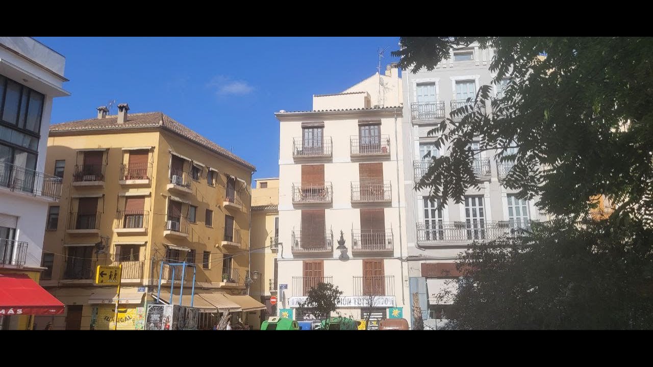 VIVIR VALENCIA. EDIFICIOS EMBLEMÁTICOS. LA 13 RUE DEL PERCEBE. UN ...