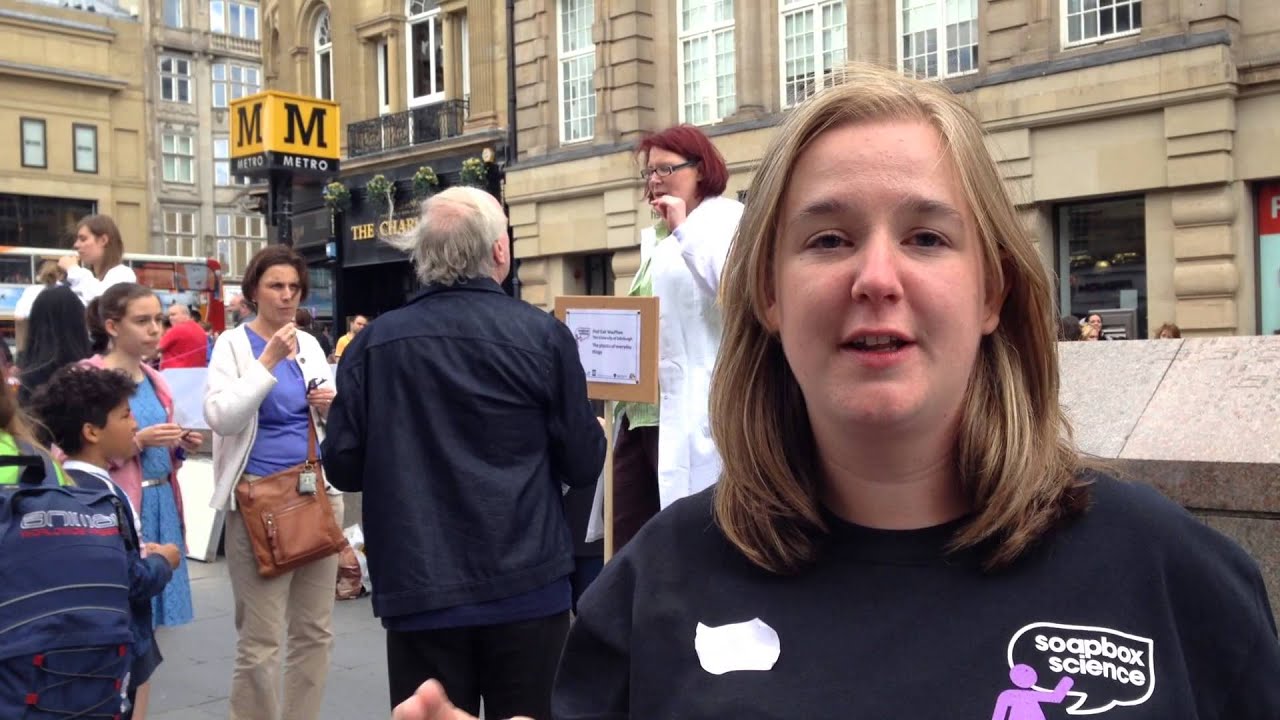 Dr Lis Lowe talks about being a Soapbox Scientist - YouTube