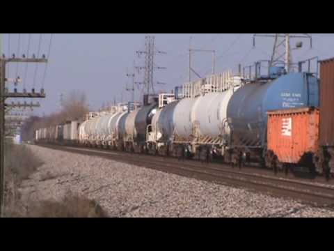 BNSF # 4037 NS # 5061 # 5430 # 5128 ( Mixed Freight ) - YouTube