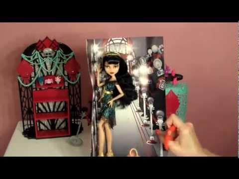 Frights, Camera, Action! Cleo de Nile doll - YouTube