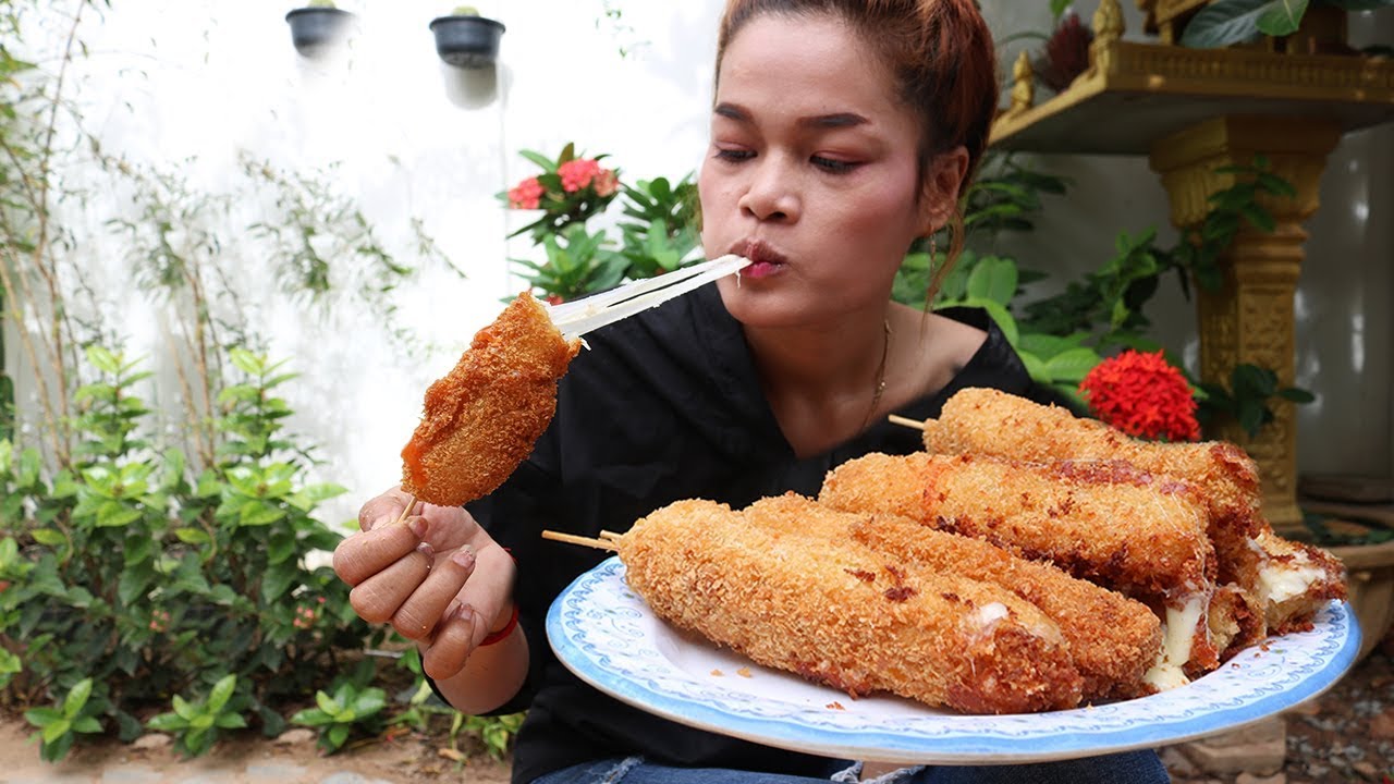 Yummy cooking crispy hot dogs with cheese recipe At Home - YouTube