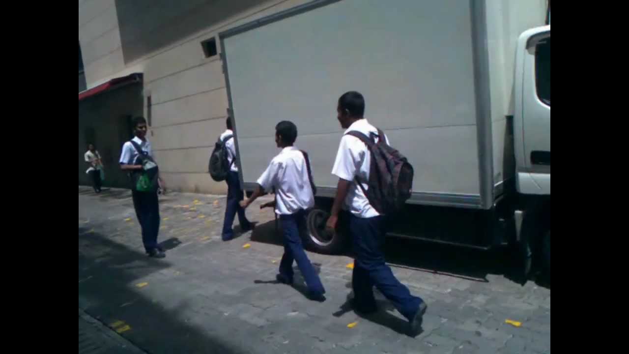 10J Street Paper Ball Fight - YouTube