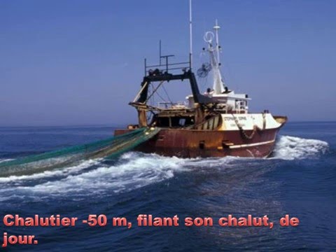 CHALUTIER EN PECHE 50 FILANT SON CHALUT - YouTube