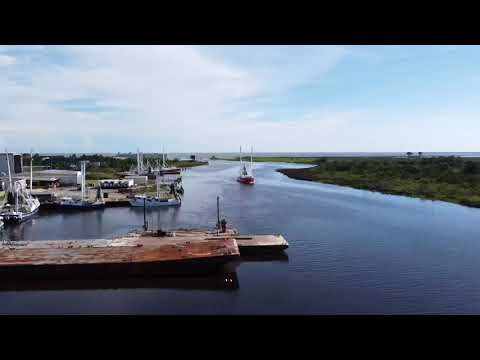 shrimp boat on the bayou......Bayou La Batre, Alabama - YouTube