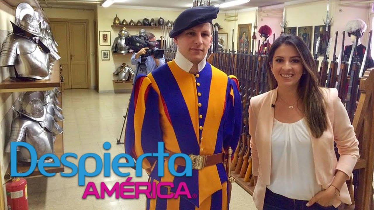Conoce a los Guardias Suizos que cuidan el Vaticano - YouTube