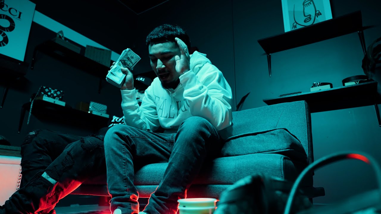 7TEEN - RUN IT [SHOT BY MOLLYWOP] - YouTube