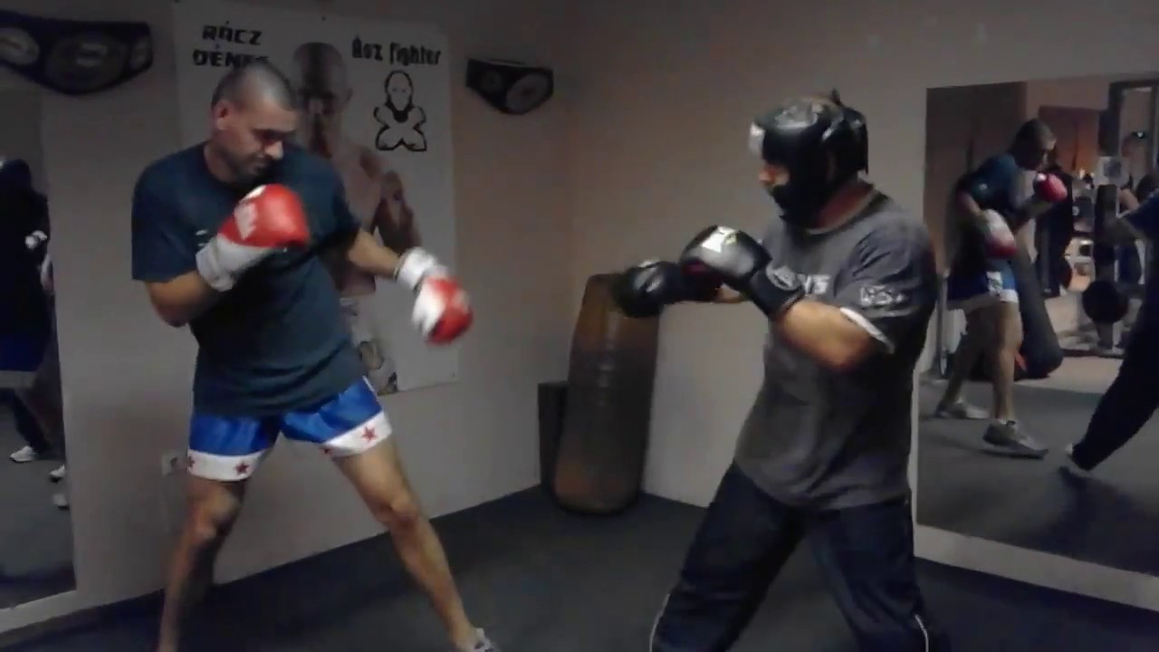 Boxing - broken eye socket - YouTube