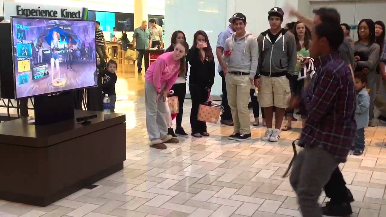 Dancing to Just Dance 4 on Xbox Kinect - YouTube