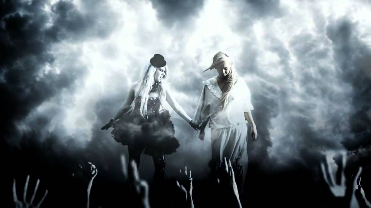 Sellyy Alles Schläft Official Video - YouTube