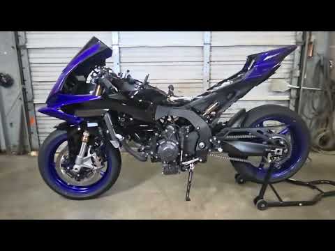 Yamaha R9. Getting Ready For Exhaust and Tune! 