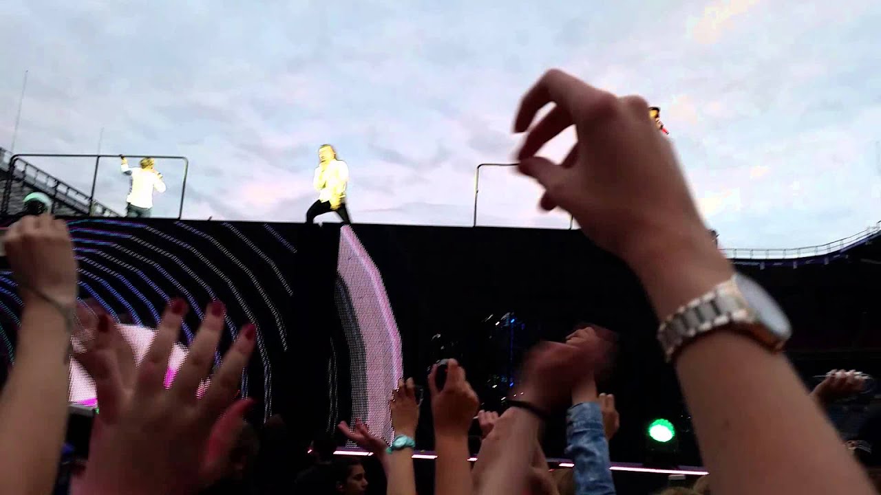 One direction OTRA TOUR NORWAY, OSLO 19th june - YouTube