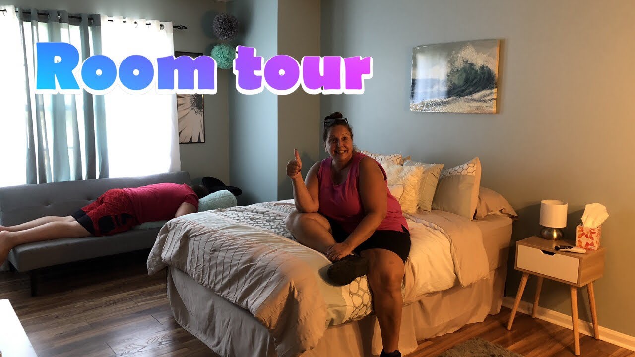 My NEW ROOM tour - YouTube
