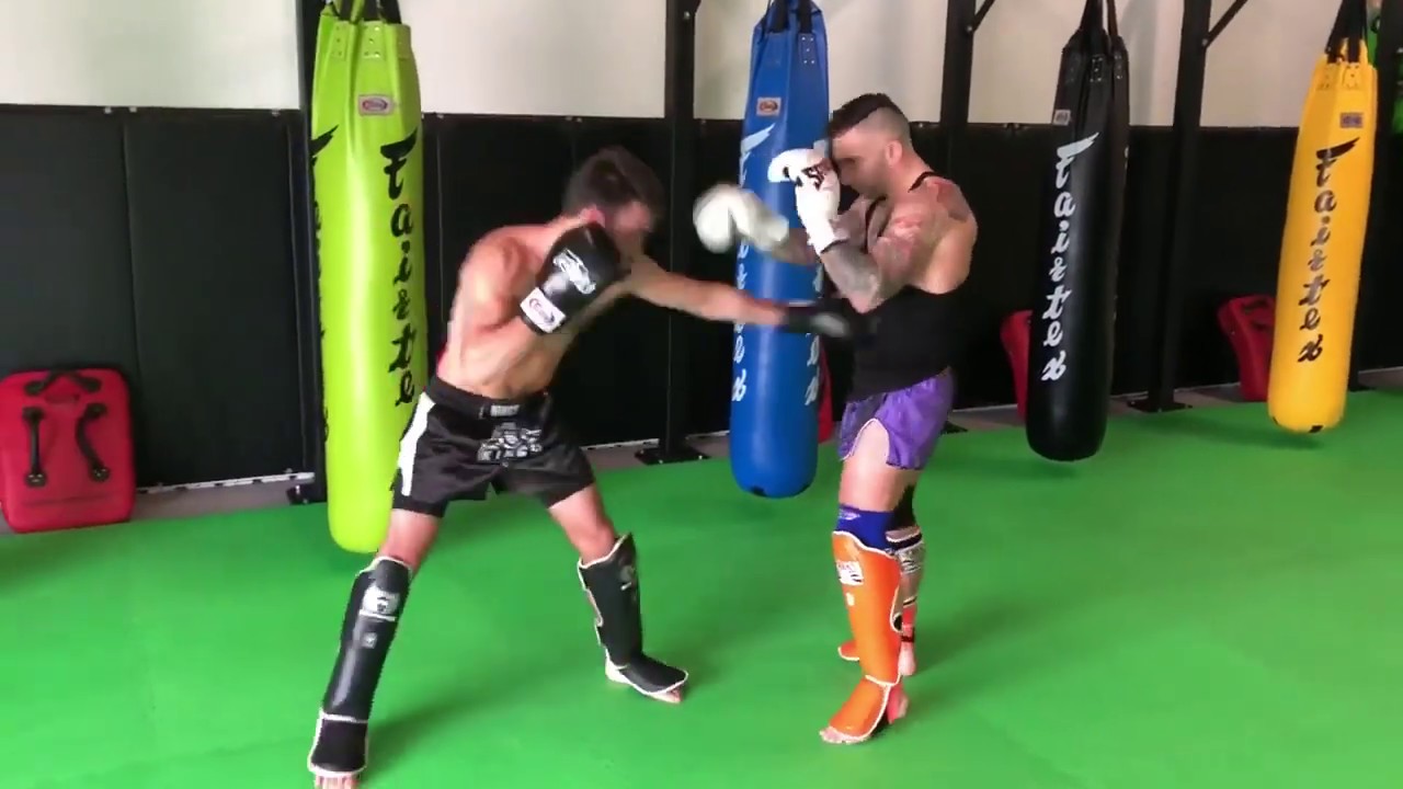 SPARRING! | Technical Play Sparring With Liam Harrison - YouTube