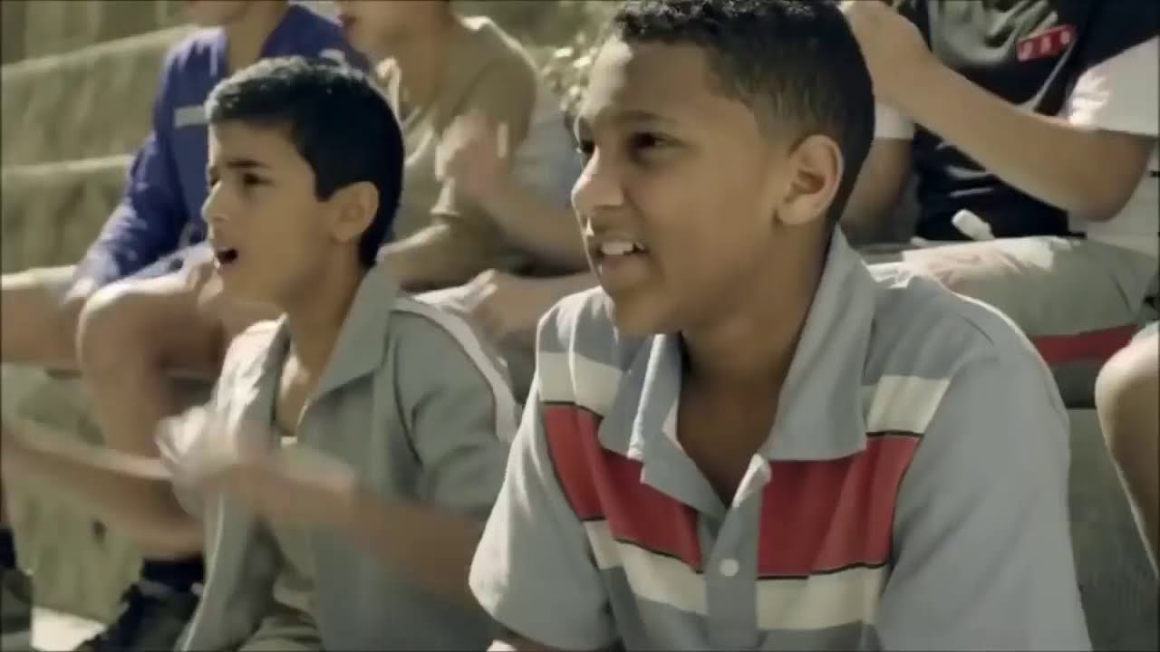 Lionel Messi vs Robot Messi Awesome Ad - YouTube