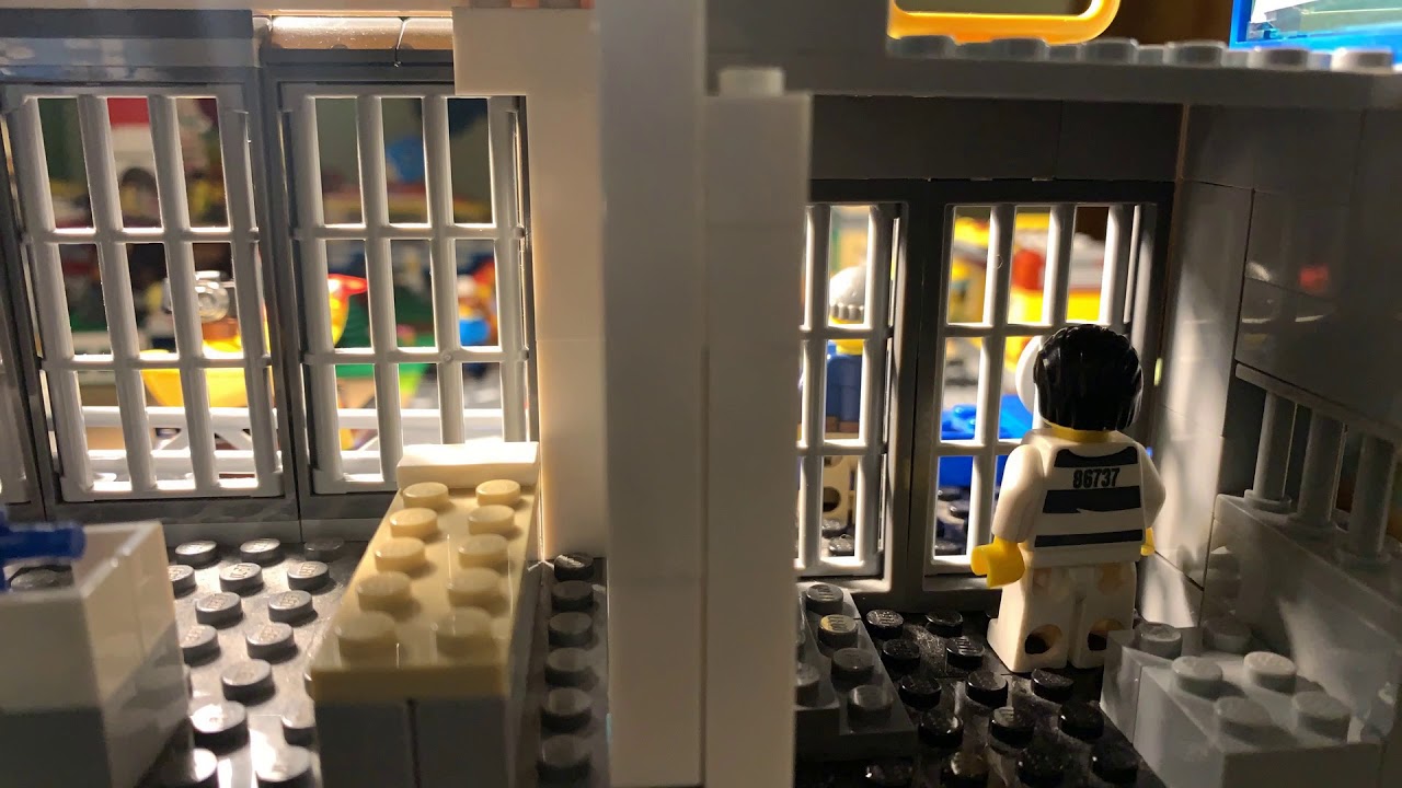 lego Jail escape - YouTube